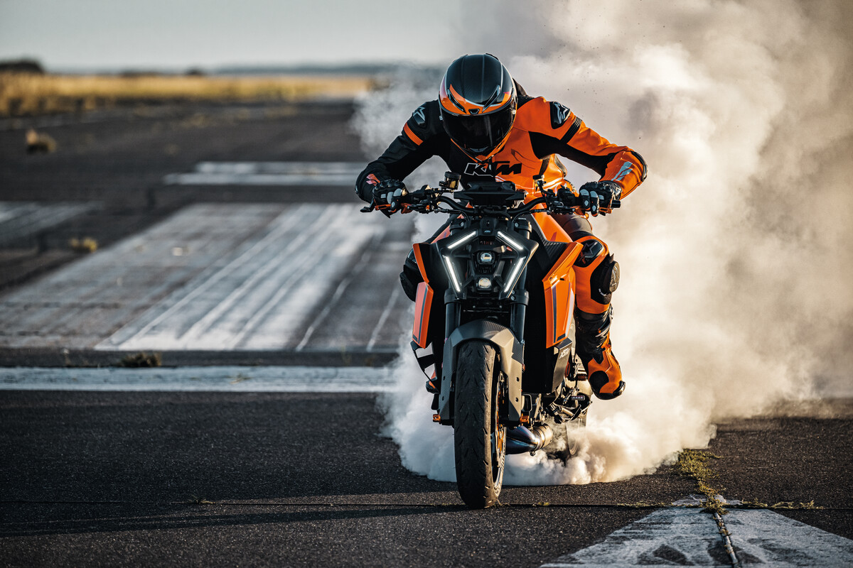 KTM 1390 Superduke R 2024! – Bike powered by Motorrad