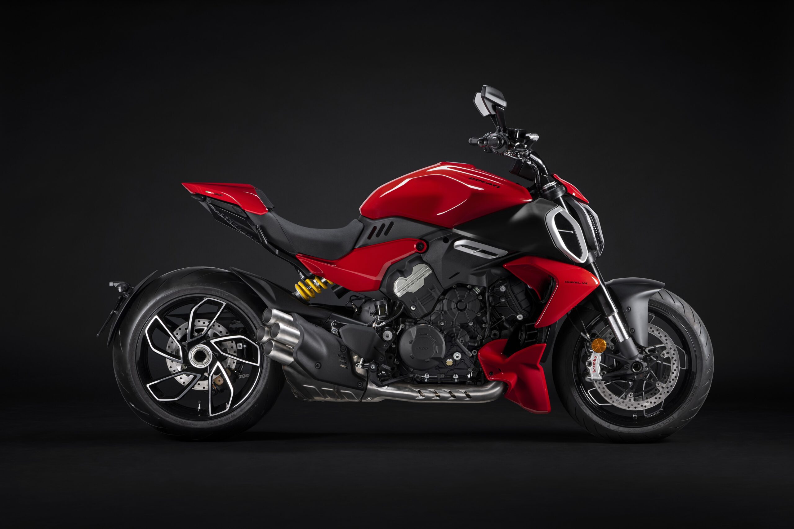 Ducati Diavel V4 vinner designpriset ”Red Dot: Best of the Best” – Bike ...