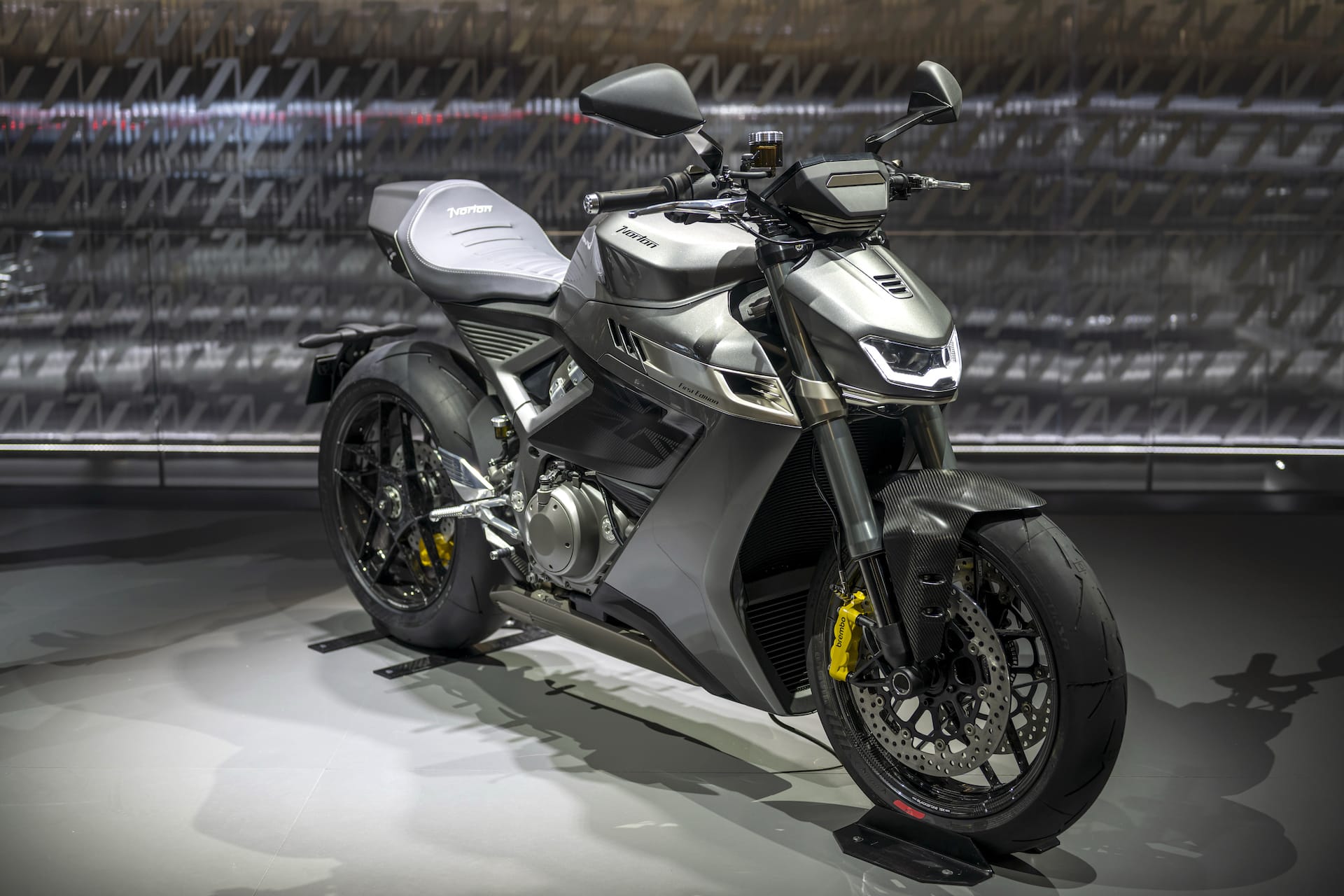 Nortons comeback – Bike powered by Motorrad